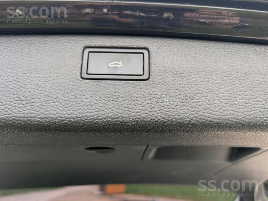 Black Volkswagen Passat B6 2007 in Riga, with an engine capacity of 2.00 L and mileage of 270 thousand km for 3290 €, photo 23 on AUTOMOTO.COM.LV