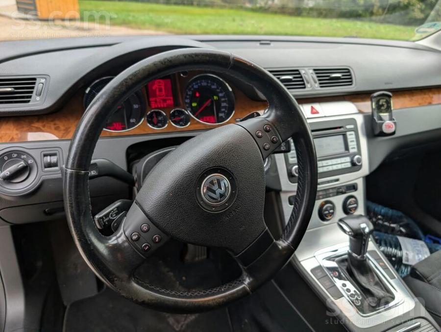 Black Volkswagen Passat B6 2007 in Riga, with an engine capacity of 2.00 L and mileage of 270 thousand km for 3290 €, photo 27 on AUTOMOTO.COM.LV