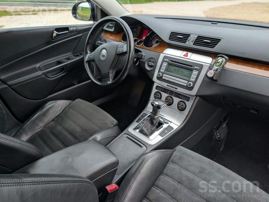 Black Volkswagen Passat B6 2007 in Riga, with an engine capacity of 2.00 L and mileage of 270 thousand km for 3290 €, photo 29 on AUTOMOTO.COM.LV