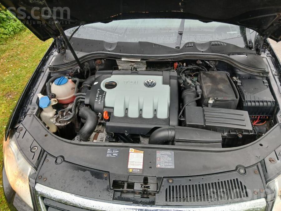 Black Volkswagen Passat B6 2008 in Tukums, with an engine capacity of 1.90 L and mileage of 0 thousand km for 2650 €, photo 11 on AUTOMOTO.COM.LV
