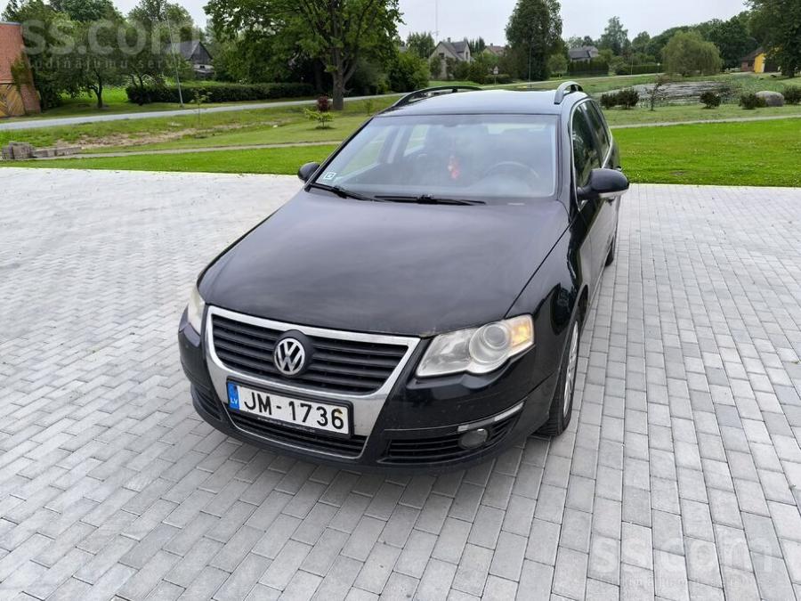 Black Volkswagen Passat B6 2008 in Bauska, with an engine capacity of 2.00 L and mileage of 336 thousand km for 1350 €, photo 1 on AUTOMOTO.COM.LV