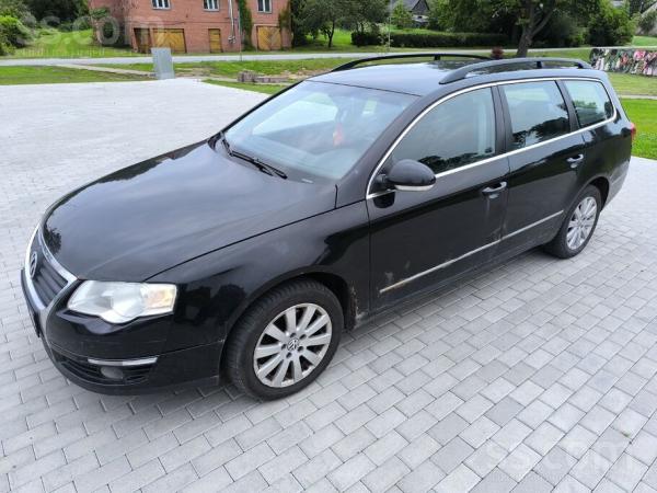 Black Volkswagen Passat B6 2008 in Bauska, with an engine capacity of 2.00 L and mileage of 336 thousand km for 1850 €, photo 2 on AUTOMOTO.COM.LV