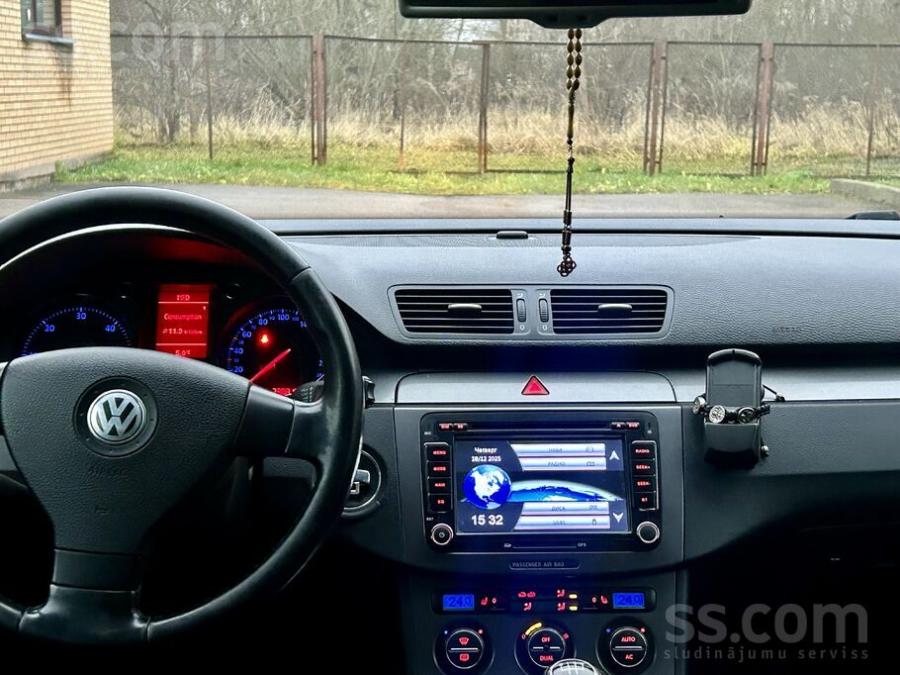 Melns Volkswagen Passat B6 2008 Jelgava, ar dzinēja tilpumu 1.90 L un nobraukumu 340 tūkst. km par 1700 €, foto 13 vietnē AUTOMOTO.COM.LV