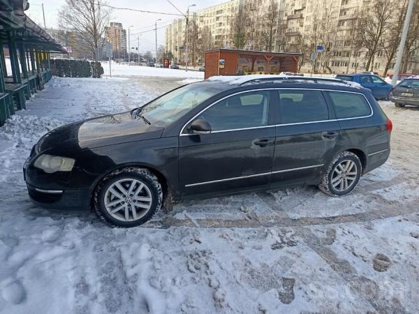 Black Volkswagen Passat B6 2008 in Riga, with an engine capacity of 2.00 L and mileage of 423 thousand km for 950 €, photo 2 on AUTOMOTO.COM.LV
