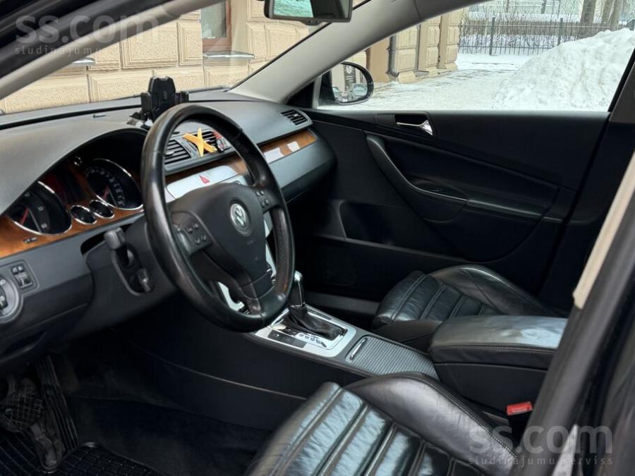 Black Volkswagen Passat B6 2008 in Riga, with an engine capacity of 2.00 L and mileage of 300 thousand km for 2750 €, photo 6 on AUTOMOTO.COM.LV