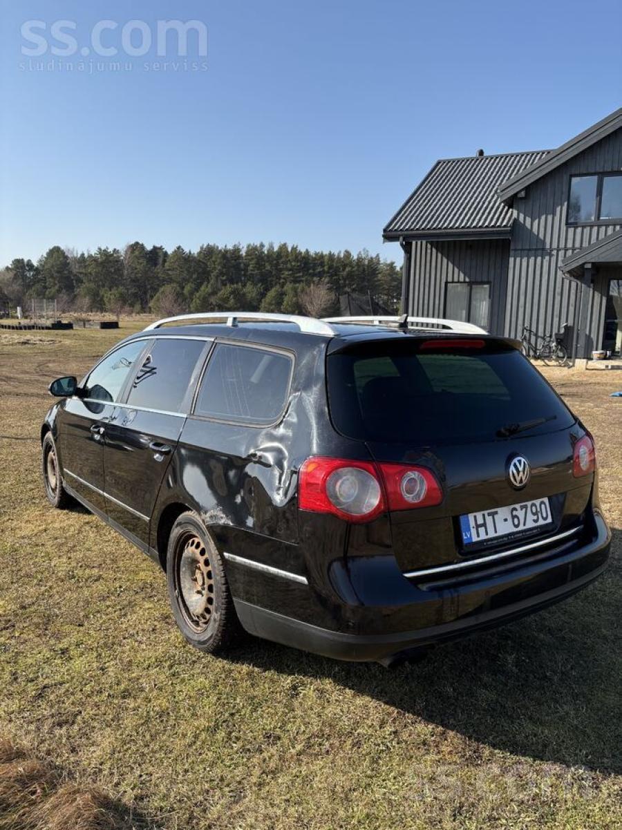 Melns Volkswagen Passat B6 2008 Ventspils, ar dzinēja tilpumu 2.00 L un nobraukumu 278 tūkst. km par 1000 €, foto 4 vietnē AUTOMOTO.COM.LV