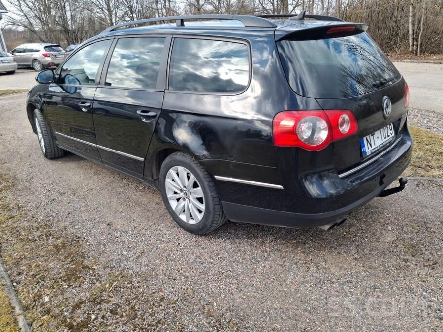Melns Volkswagen Passat B6 2008 Cēsis, ar dzinēja tilpumu 2.00 L un nobraukumu 368 tūkst. km par 1550 €, foto 4 vietnē AUTOMOTO.COM.LV