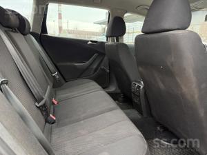 Black Volkswagen Passat B6 2008 in Riga, with an engine capacity of 2.00 L and mileage of 380 thousand km for 1650 €, photo 11 on AUTOMOTO.COM.LV