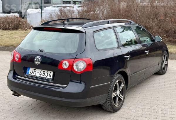Black Volkswagen Passat B6 2008 in Riga, with an engine capacity of 2.00 L and mileage of 380 thousand km for 1450 €, photo 5 on AUTOMOTO.COM.LV