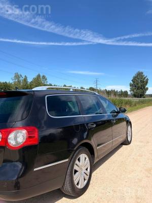 Melns Volkswagen Passat B6 2008 Rīga, ar dzinēja tilpumu 2.00 L un nobraukumu 276 tūkst. km par 2300 €, foto 9 vietnē AUTOMOTO.COM.LV