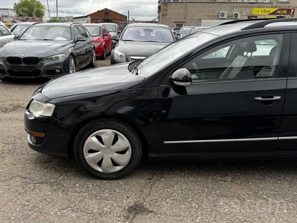 Black Volkswagen Passat B6 2008 in Daugavpils, with an engine capacity of 1.90 L and mileage of 0 thousand km for 2350 €, photo 7 on AUTOMOTO.COM.LV