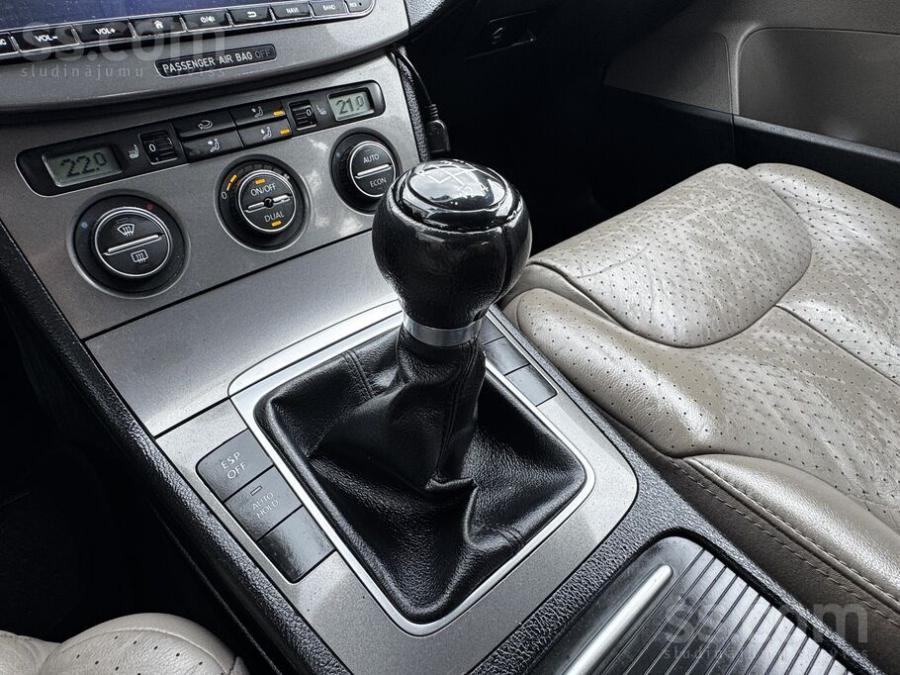 Melns Volkswagen Passat B6 2008 Daugavpils, ar dzinēja tilpumu 1.90 L un nobraukumu 0 tūkst. km par 2350 €, foto 16 vietnē AUTOMOTO.COM.LV
