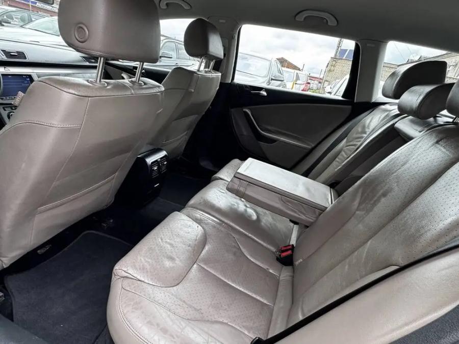 Melns Volkswagen Passat B6 2008 Daugavpils, ar dzinēja tilpumu 1.90 L un nobraukumu 300 tūkst. km par 2350 €, foto 22 vietnē AUTOMOTO.COM.LV