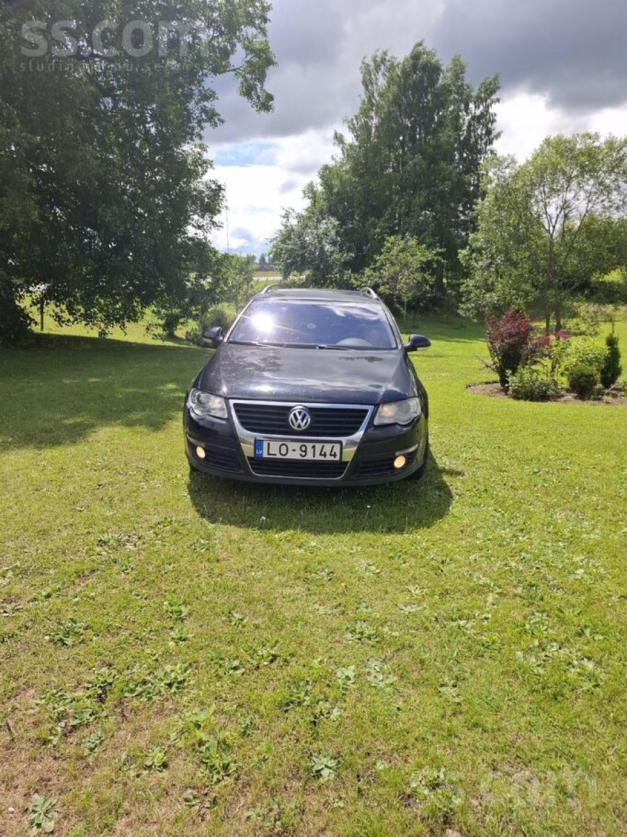 Black Volkswagen Passat B6 2008 in Gulbene, with an engine capacity of 2.00 L and mileage of 449 thousand km for 1450 €, photo 5 on AUTOMOTO.COM.LV