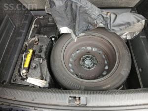 Black Volkswagen Passat B6 2008 in Bauska, with an engine capacity of 1.90 L and mileage of 260 thousand km for 2300 €, photo 12 on AUTOMOTO.COM.LV