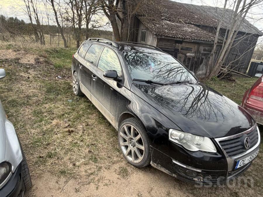 Black Volkswagen Passat B6 2008 in Cesis, with an engine capacity of 2.00 L and mileage of 417 thousand km for 720 €, photo 1 on AUTOMOTO.COM.LV