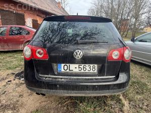 Black Volkswagen Passat B6 2008 in Cesis, with an engine capacity of 2.00 L and mileage of 417 thousand km for 720 €, photo 8 on AUTOMOTO.COM.LV