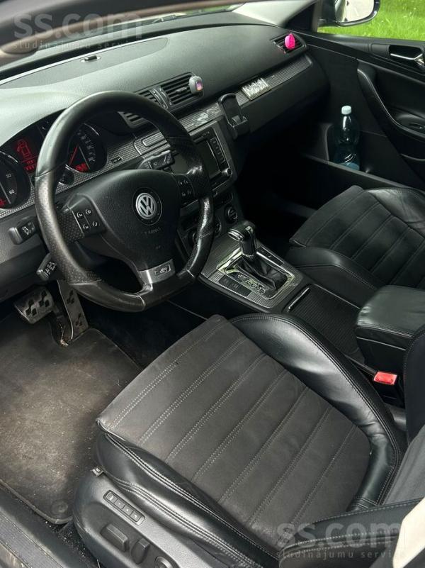 Melns Volkswagen Passat B6 2008 Liepāja, ar dzinēja tilpumu 2.00 L un nobraukumu 297 tūkst. km par 2000 €, foto 5 vietnē AUTOMOTO.COM.LV