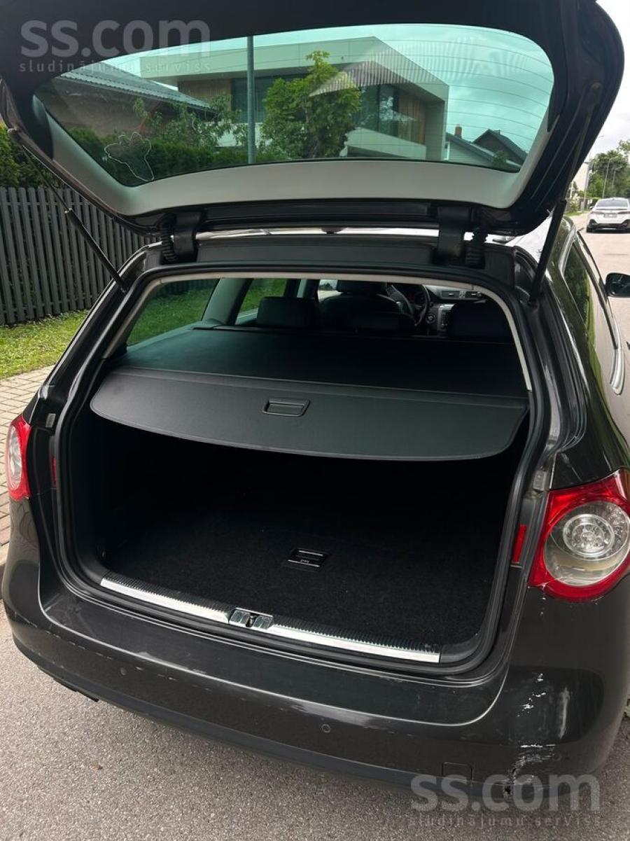 Melns Volkswagen Passat B6 2008 Liepāja, ar dzinēja tilpumu 2.00 L un nobraukumu 297 tūkst. km par 2000 €, foto 10 vietnē AUTOMOTO.COM.LV