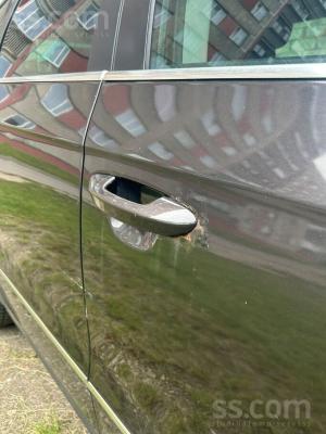 Melns Volkswagen Passat B6 2008 Liepāja, ar dzinēja tilpumu 2.00 L un nobraukumu 297 tūkst. km par 2000 €, foto 12 vietnē AUTOMOTO.COM.LV