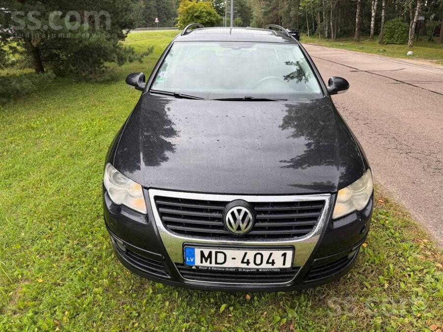 Melns Volkswagen Passat B6 2008 Rīga, ar dzinēja tilpumu 2.00 L un nobraukumu 330 tūkst. km par 2200 €, foto 4 vietnē AUTOMOTO.COM.LV