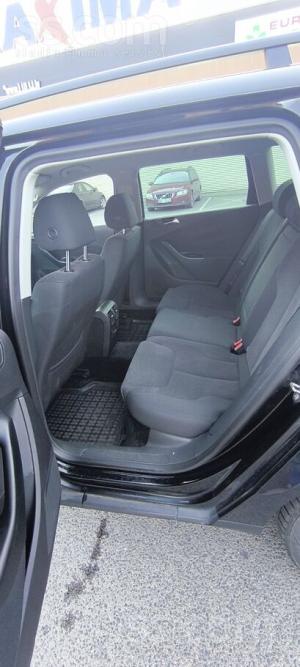 Melns Volkswagen Passat B6 2008 Rīga, ar dzinēja tilpumu 2.00 L un nobraukumu 312 tūkst. km par 2150 €, foto 11 vietnē AUTOMOTO.COM.LV