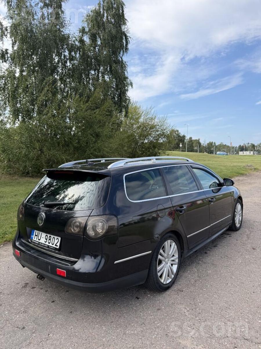 Black Volkswagen Passat B6 2008 in Riga, with an engine capacity of 2.00 L and mileage of 339 thousand km for 1400 €, photo 3 on AUTOMOTO.COM.LV