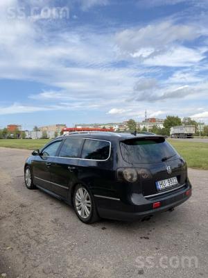 Black Volkswagen Passat B6 2008 in Riga, with an engine capacity of 2.00 L and mileage of 339 thousand km for 1400 €, photo 7 on AUTOMOTO.COM.LV