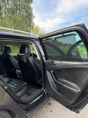 Black Volkswagen Passat B6 2008 in Riga, with an engine capacity of 2.00 L and mileage of 339 thousand km for 1400 €, photo 8 on AUTOMOTO.COM.LV