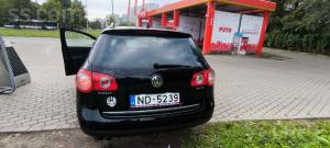 Melns Volkswagen Passat B6 2008 Rīga, ar dzinēja tilpumu 2.00 L un nobraukumu 312 tūkst. km par 1890 €, foto 6 vietnē AUTOMOTO.COM.LV