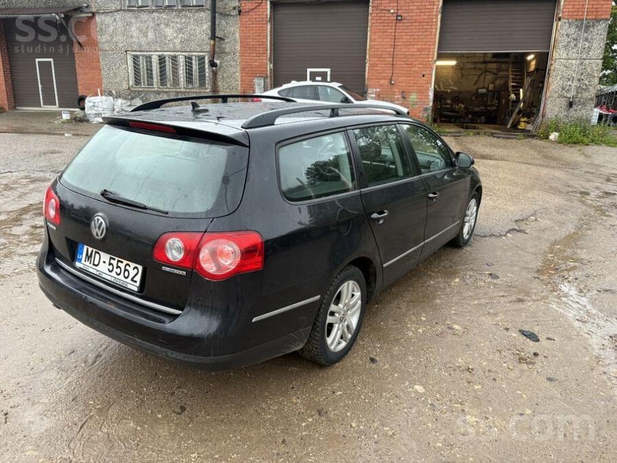 Melns Volkswagen Passat B6 2009 Cēsis, ar dzinēja tilpumu 1.90 L un nobraukumu 302 tūkst. km par 1650 €, foto 4 vietnē AUTOMOTO.COM.LV
