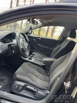 Black Volkswagen Passat B6 2009 in Valmiera, with an engine capacity of 2.00 L and mileage of 288 thousand km for 2690 €, photo 13 on AUTOMOTO.COM.LV