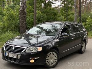 Black Volkswagen Passat B6 2009 in Riga, with an engine capacity of 2.00 L and mileage of 349 thousand km for 1950 €, photo 3 on AUTOMOTO.COM.LV