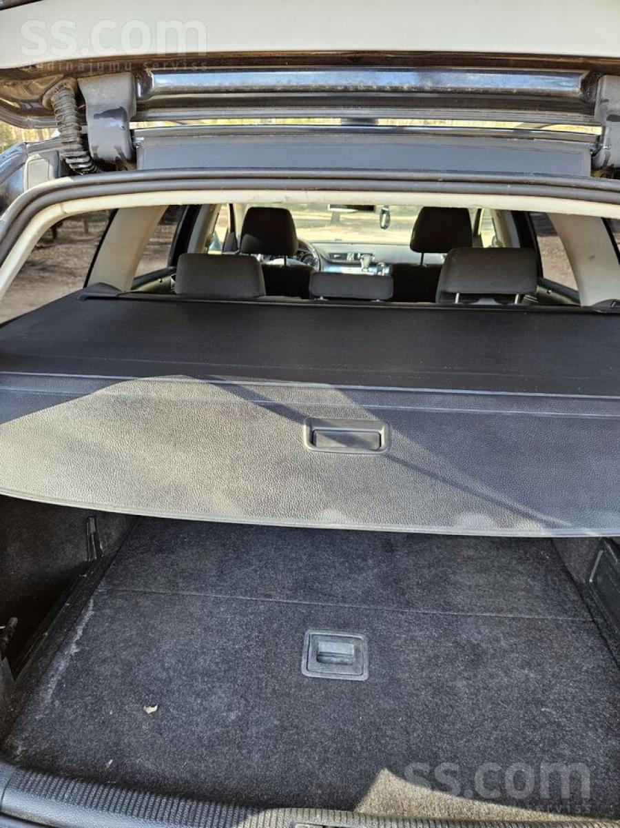 Melns Volkswagen Passat B6 2009 Cēsis, ar dzinēja tilpumu 2.00 L un nobraukumu 286 tūkst. km par 2750 €, foto 10 vietnē AUTOMOTO.COM.LV