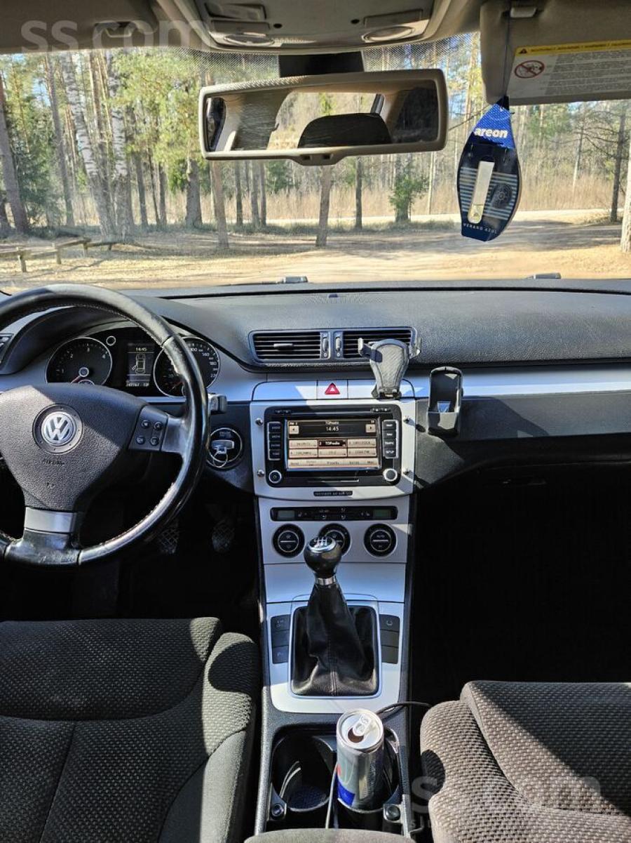 Melns Volkswagen Passat B6 2009 Cēsis, ar dzinēja tilpumu 2.00 L un nobraukumu 286 tūkst. km par 2750 €, foto 12 vietnē AUTOMOTO.COM.LV
