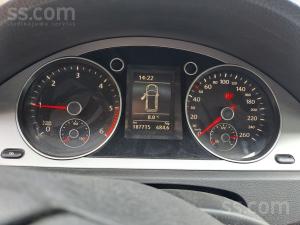 Melns Volkswagen Passat B6 2009 Daugavpils, ar dzinēja tilpumu 2.00 L un nobraukumu 188 tūkst. km par 3960 €, foto 7 vietnē AUTOMOTO.COM.LV