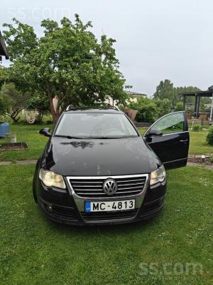 Melns Volkswagen Passat B6 2009 Rīga, ar dzinēja tilpumu 2.00 L un nobraukumu 409 tūkst. km par 1800 €, foto  vietnē AUTOMOTO.COM.LV