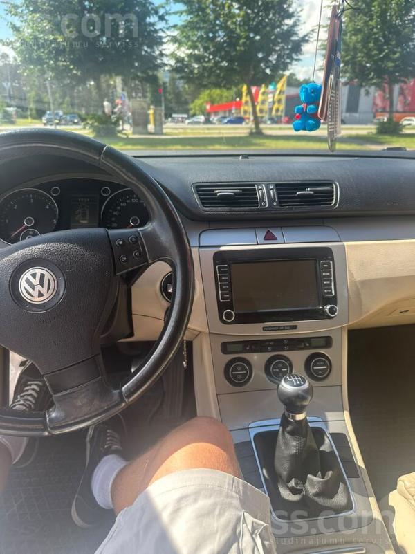 Melns Volkswagen Passat B6 2009 Jūrmala, ar dzinēja tilpumu 2.00 L un nobraukumu 330 tūkst. km par 2500 €, foto 6 vietnē AUTOMOTO.COM.LV