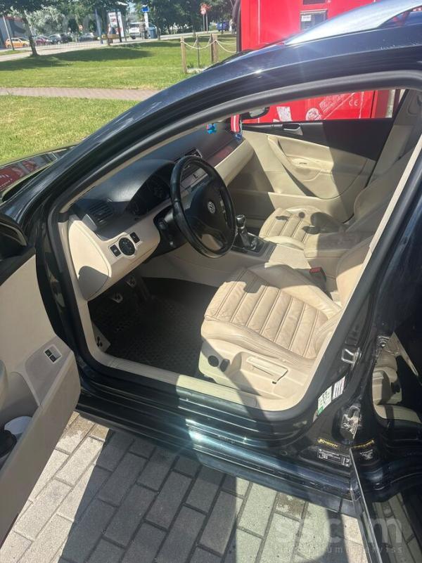 Melns Volkswagen Passat B6 2009 Jūrmala, ar dzinēja tilpumu 2.00 L un nobraukumu 330 tūkst. km par 2500 €, foto 8 vietnē AUTOMOTO.COM.LV