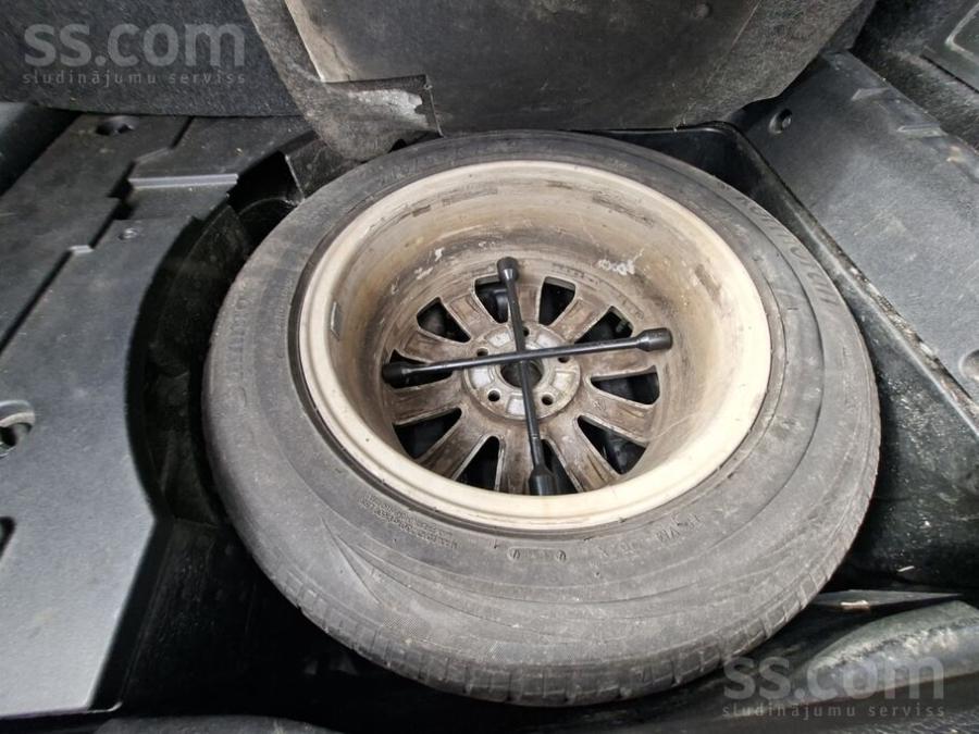 Melns Volkswagen Passat B6 2009 Rīga, ar dzinēja tilpumu 2.00 L un nobraukumu 349 tūkst. km par 2399 €, foto 10 vietnē AUTOMOTO.COM.LV