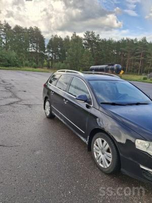 Black Volkswagen Passat B6 2009 in Riga, with an engine capacity of 2.00 L and mileage of 464 thousand km for 1800 €, photo 7 on AUTOMOTO.COM.LV