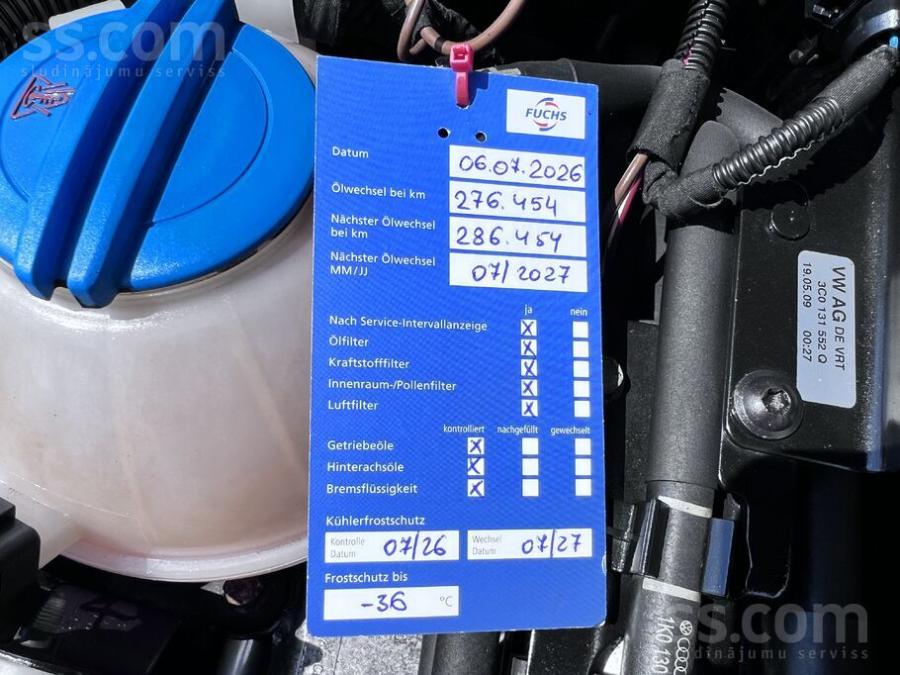 Melns Volkswagen Passat B6 2009 Daugavpils, ar dzinēja tilpumu 2.00 L un nobraukumu 276 tūkst. km par 2699 €, foto 34 vietnē AUTOMOTO.COM.LV