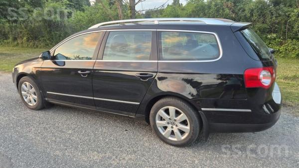 Black Volkswagen Passat B6 2009 in Dobele, with an engine capacity of 1.80 L and mileage of 271 thousand km for 3470 €, photo 2 on AUTOMOTO.COM.LV