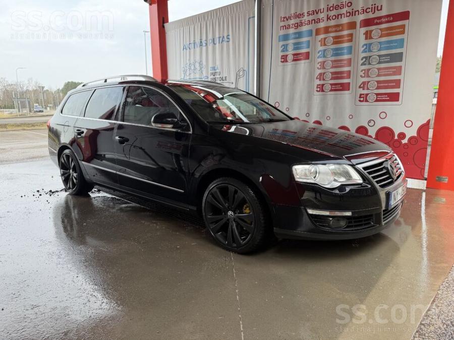 Black Volkswagen Passat B6 2010 in Jurmala, with an engine capacity of 2.00 L and mileage of 277 thousand km for 3500 €, photo 3 on AUTOMOTO.COM.LV