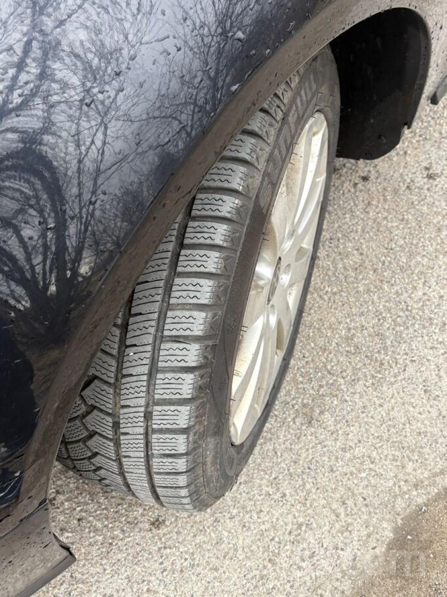 Melns Volkswagen Passat B6 2010 Kuldīga, ar dzinēja tilpumu 2.00 L un nobraukumu 0 tūkst. km par 900 €, foto 7 vietnē AUTOMOTO.COM.LV
