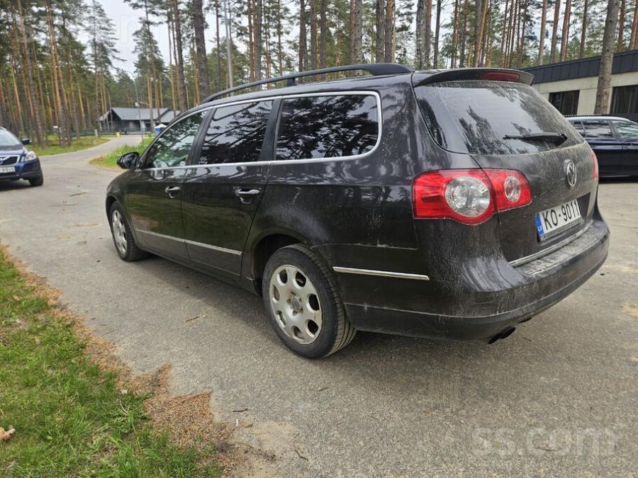 Черный Фольксваген Пассат Б6 2010 в Валмиера, объемом двигателя 2.00 л и пробегом 331 тыс. км за 1990 €, фото 3 на AUTOMOTO.COM.LV