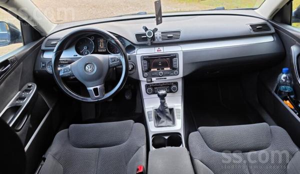 Melns Volkswagen Passat B6 2010 Cēsis, ar dzinēja tilpumu 1.60 L un nobraukumu 441 tūkst. km par 1000 €, foto 2 vietnē AUTOMOTO.COM.LV