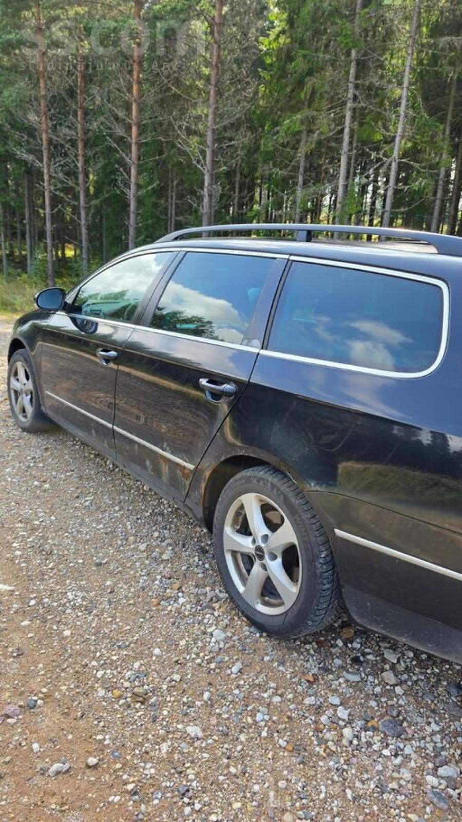 Melns Volkswagen Passat B6 2010 Cēsis, ar dzinēja tilpumu 1.60 L un nobraukumu 441 tūkst. km par 1000 €, foto 5 vietnē AUTOMOTO.COM.LV