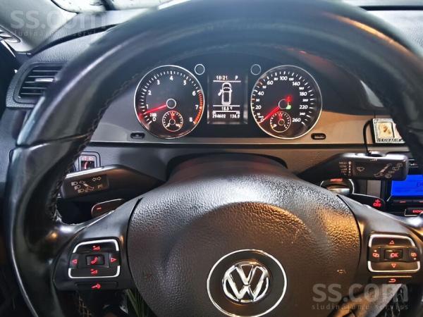 Black Volkswagen Passat B6 2010 in Liepaja, with an engine capacity of 1.40 L and mileage of 296 thousand km for 2300 €, photo 4 on AUTOMOTO.COM.LV