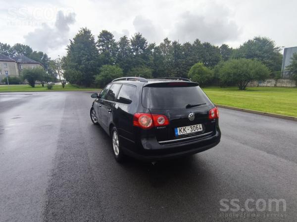 Black Volkswagen Passat B6 2010 in Liepaja, with an engine capacity of 1.40 L and mileage of 296 thousand km for 2300 €, photo 10 on AUTOMOTO.COM.LV